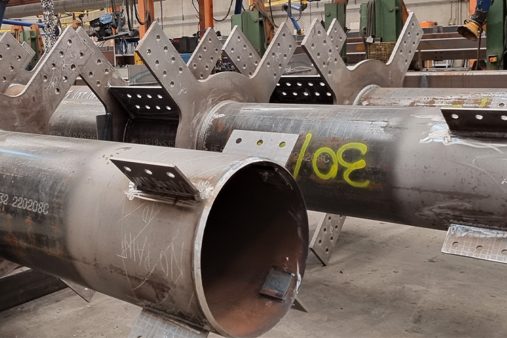 Notice: Location of splices in structural steel frames - Hera